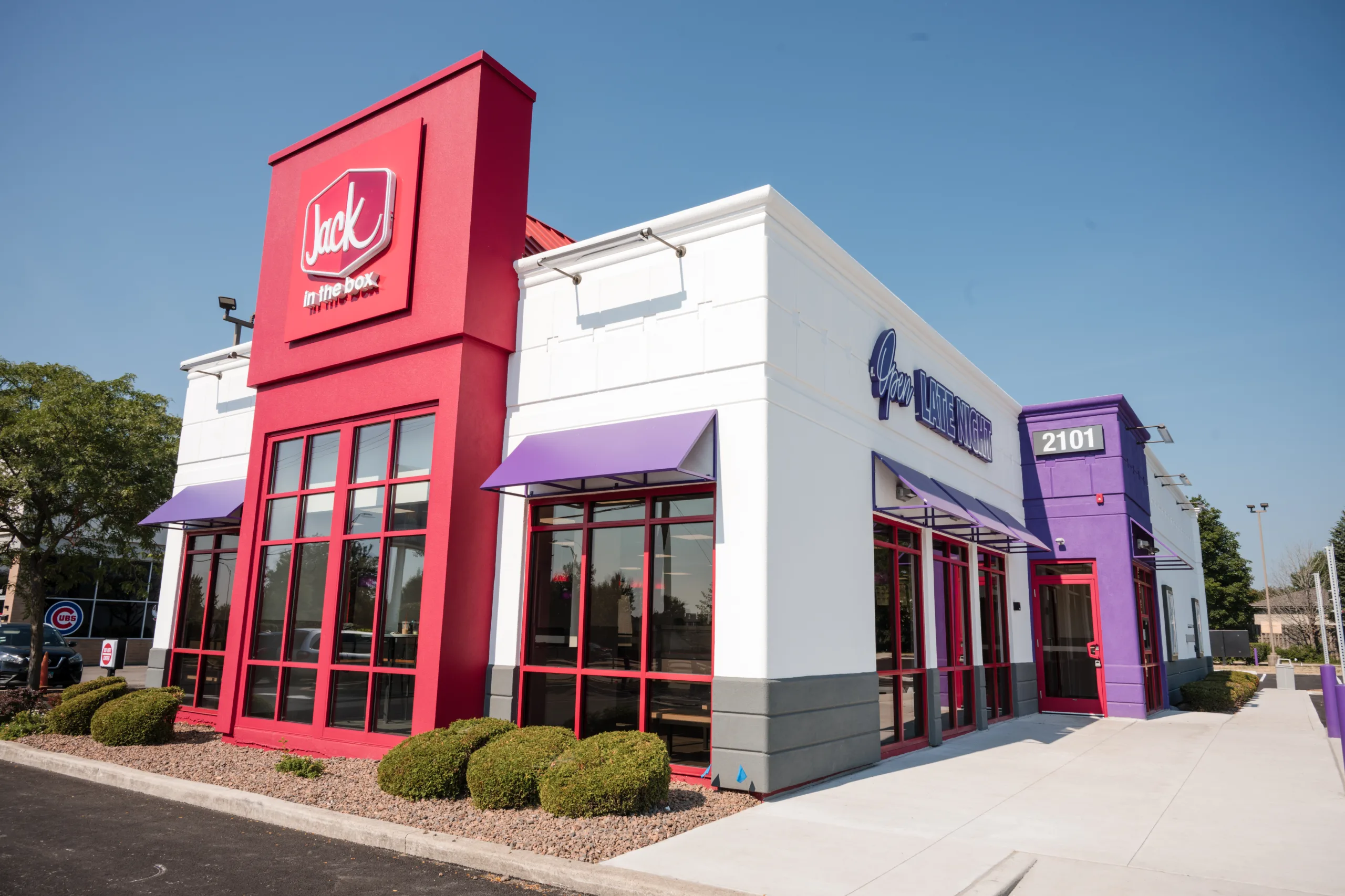 Jack in the Box Offers Bigger Cups and Lower Prices - Burger Joints